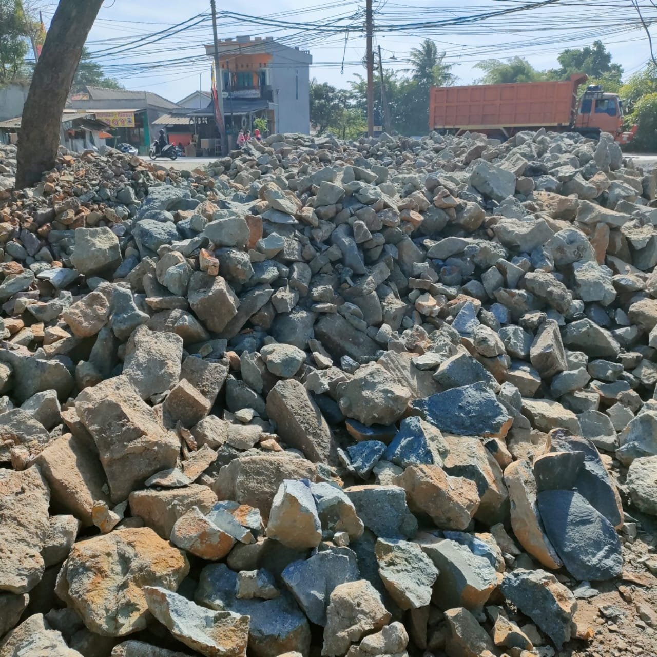 Supplier Batu Brangkal | Gratis Ongkir & Bongkar Muat